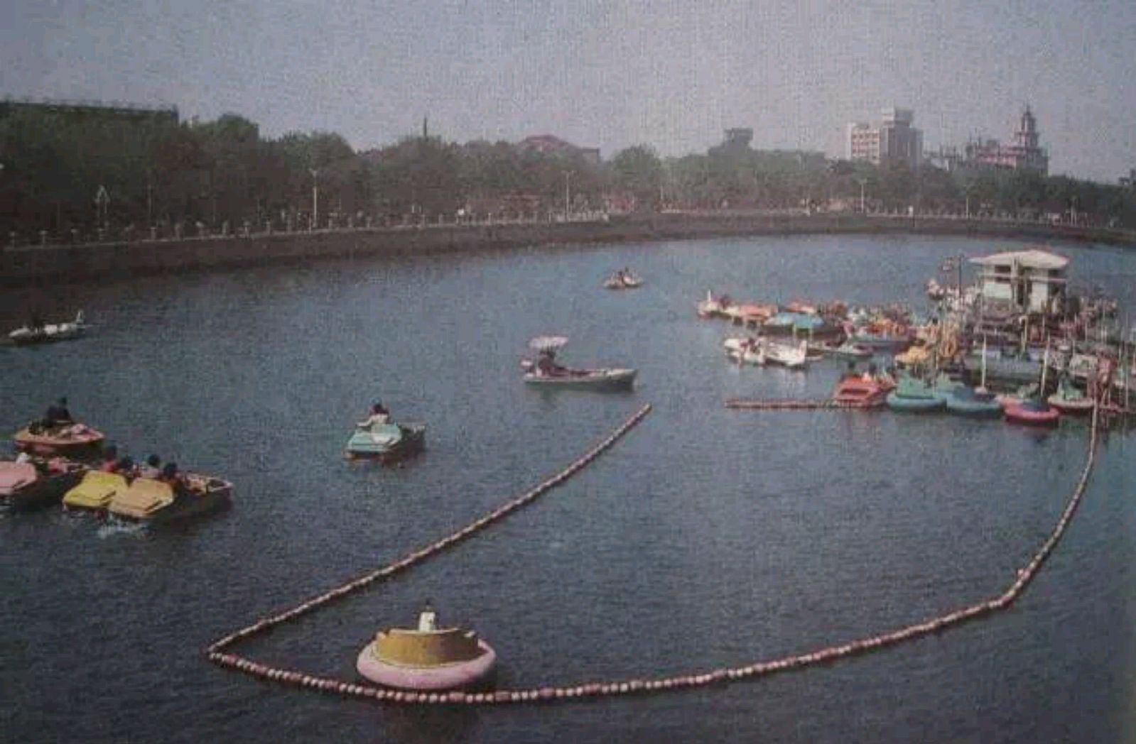 Old photos of Tianjin: 1985 urban architecture and street scenes, do ...