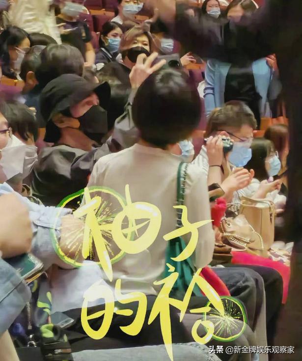 Hu Ge and Xue Jianing are in the same frame again. After 12 years of ...