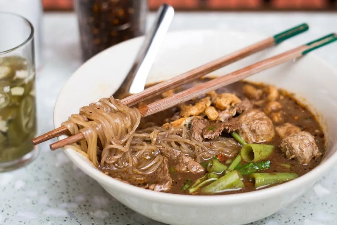 Go to Thailand, don't miss the most delicious Ayutthaya Boat Noodles ...