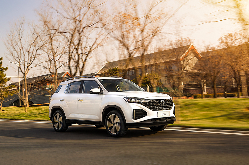 Standing at the starting point of success, the new ix35 aims at the ...