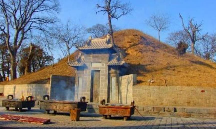 The mausoleum of Fuxi, the ancestor of Chinese humanities, is the first ...