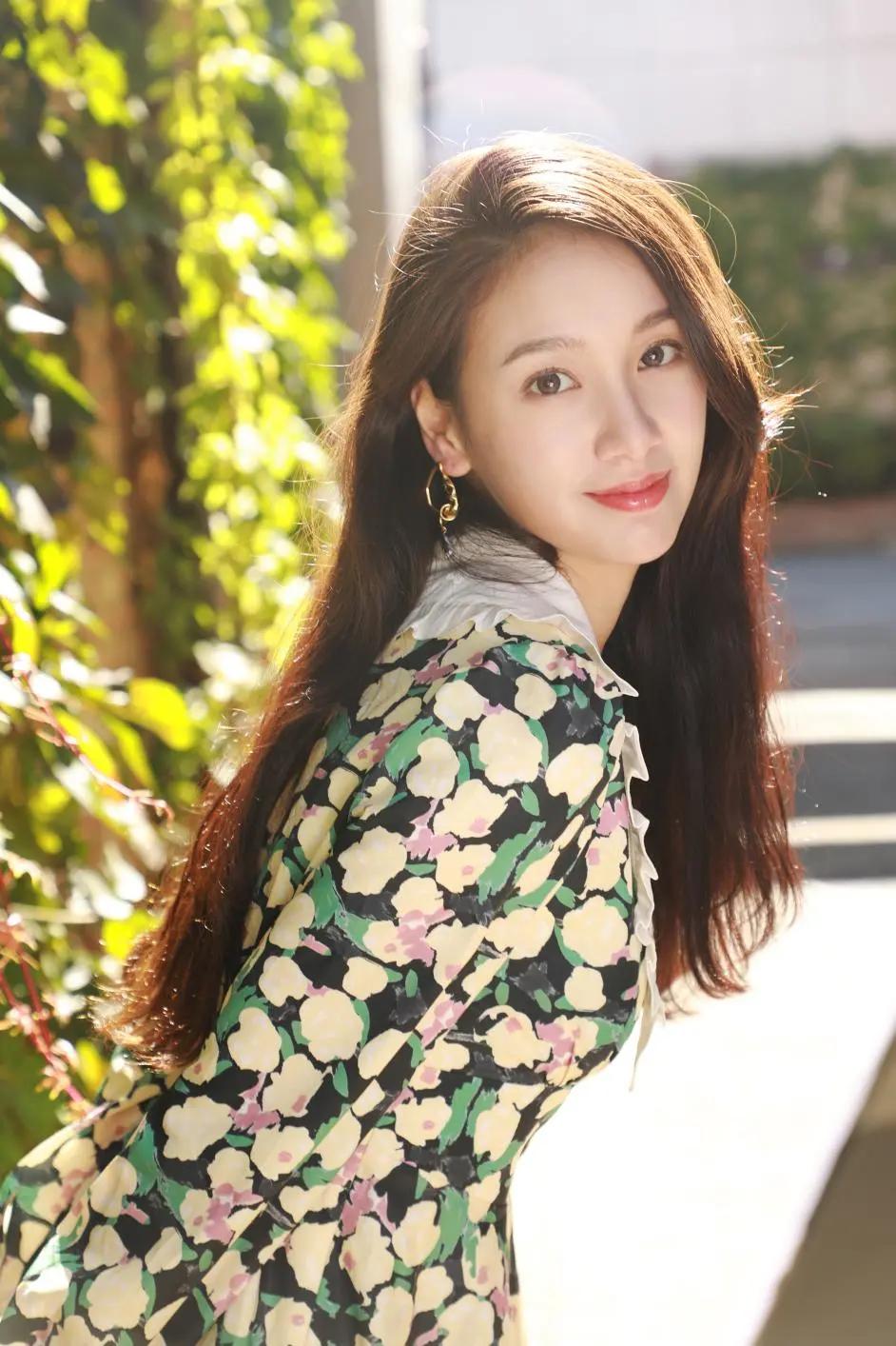 Cheng Yanqiu in "The Moon Between Clouds and Clouds": Enjoy the role ...