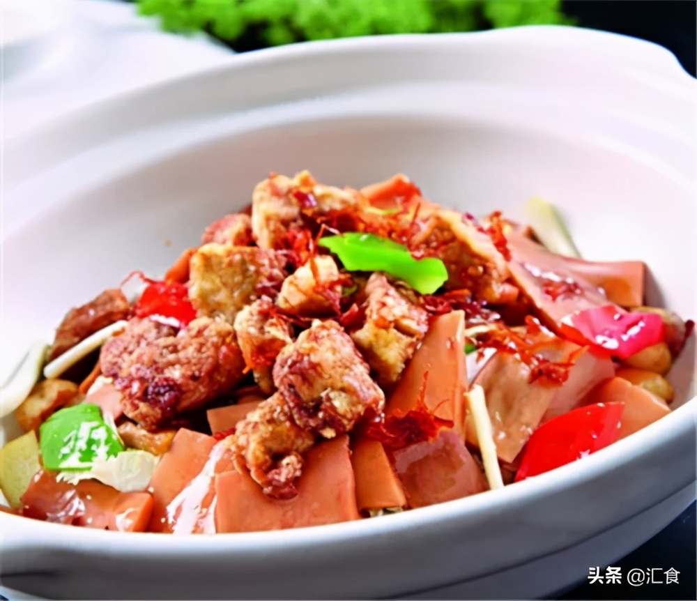 Steamed ecological duck with zucchini, spicy goose liver with abalone ...