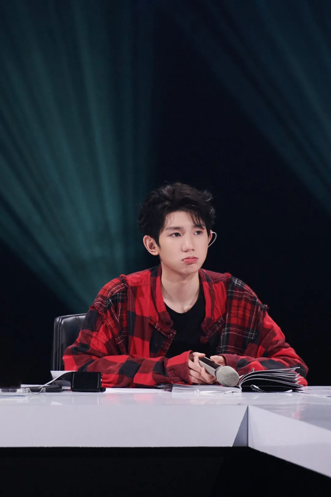 "Who is the Treasure Singer" broadcast, the ratings are overwhelming ...