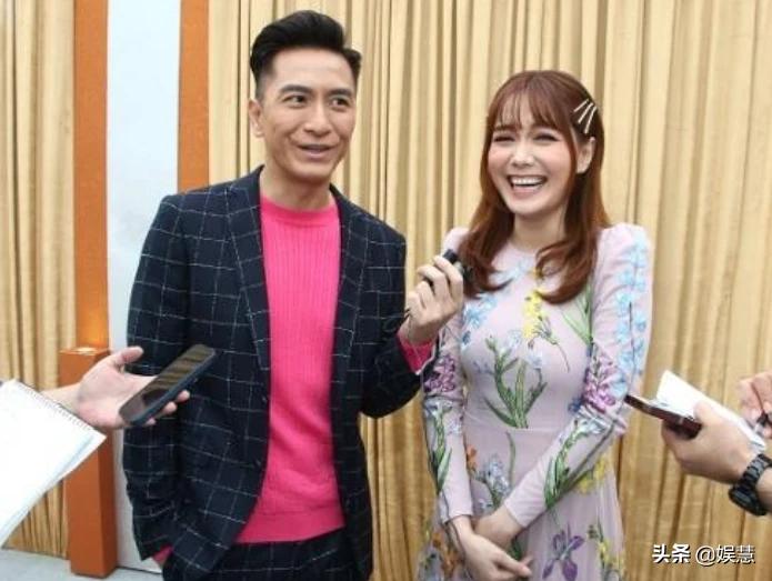 Ma Guoming assisted his girlfriend Tang Luowen on the red carpet and ...