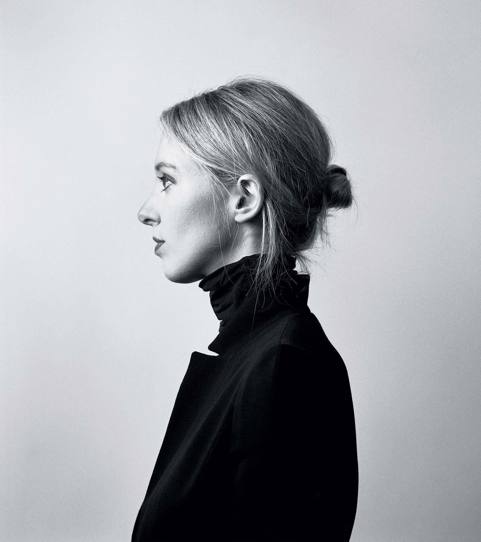 At the age of 30, worth 30 billion, "female Steve Jobs" continued to ...