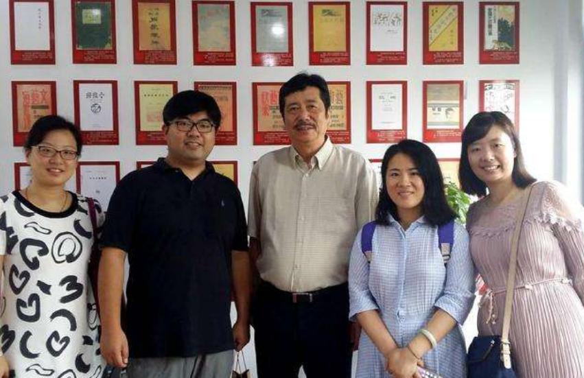 Zhou Lingfei: Like his grandfather Lu Xun, he left the mainland for ...