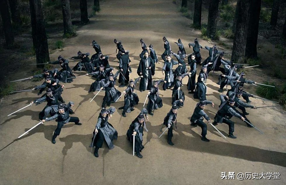 What is the difference between Emei Doujian and Huashan Lunjian?Why all ...