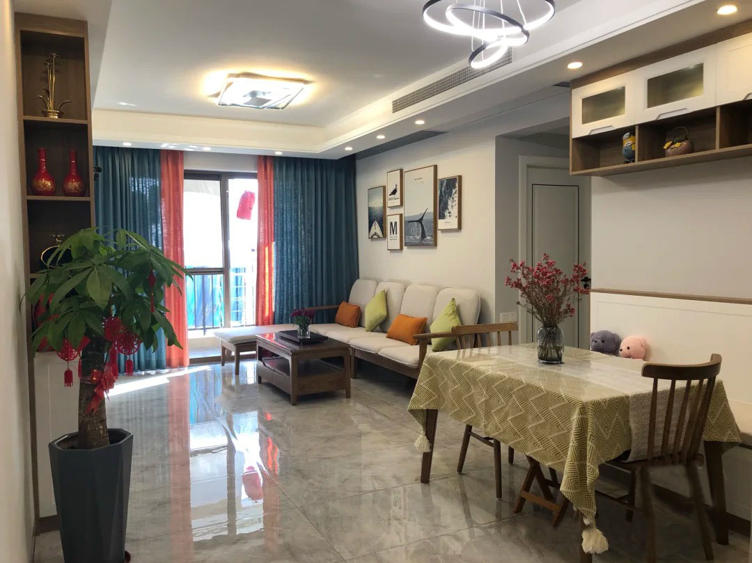 89 square meters small three-bedroom, one year after renovation ...