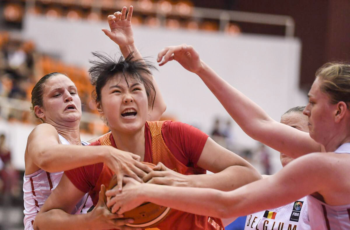 Liu Yutong: Female version of O'Neal, 45 points and 9 rebounds, final ...