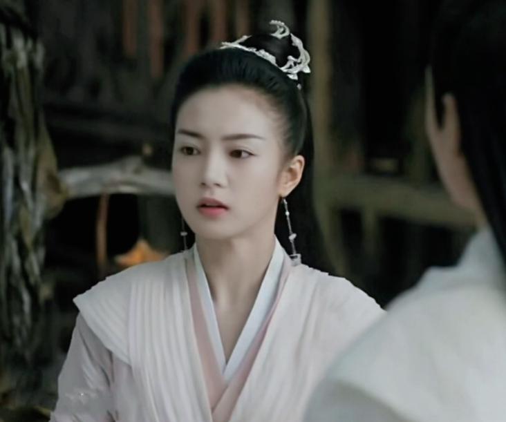 Qiangu Yuechen: Fengran's true identity was exposed, no wonder Wuhuan wanted to throw her into ...