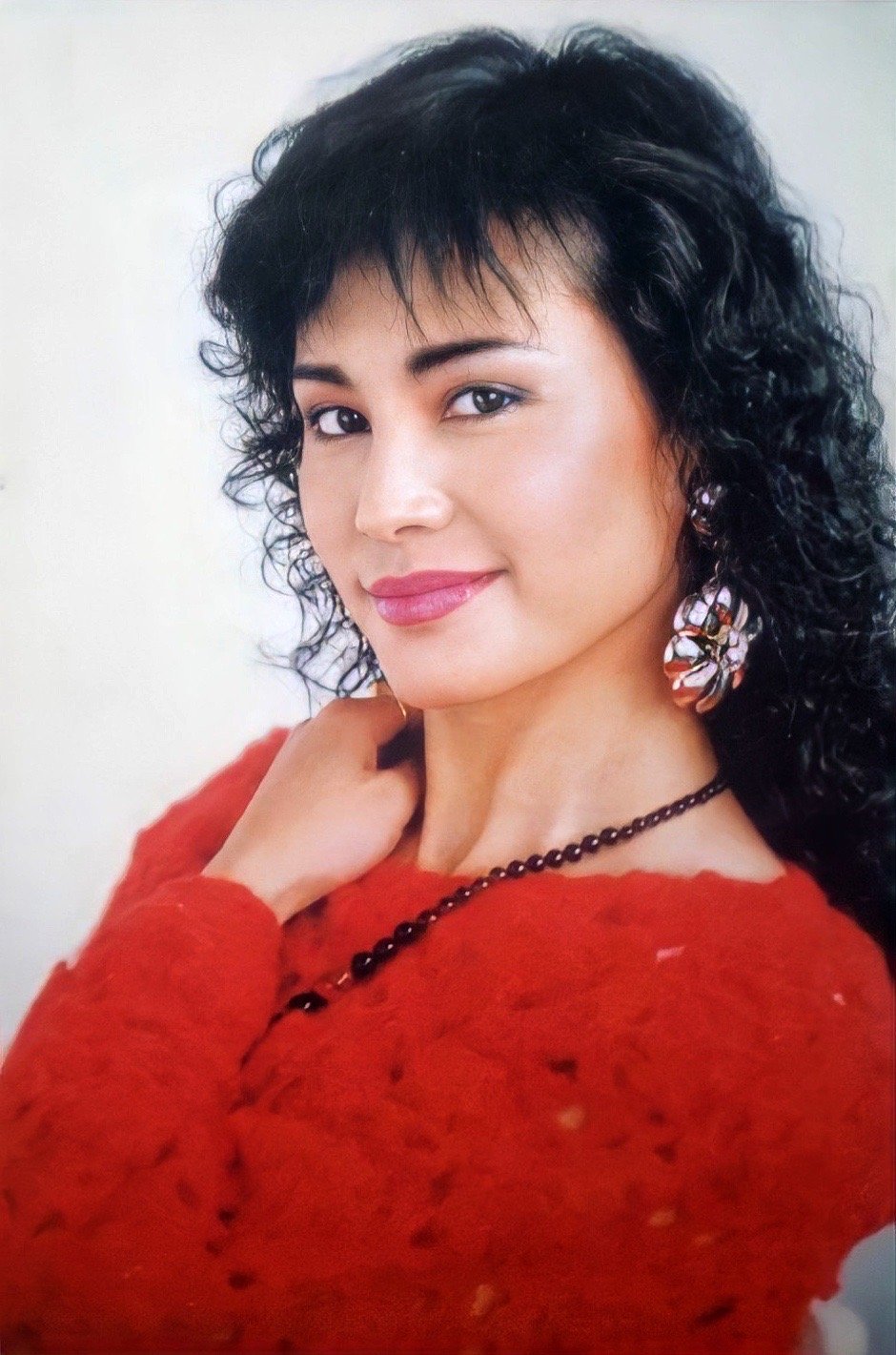 The famous actor Zhang Xiaomin in the 1980s pays tribute to Sun Daolin ...