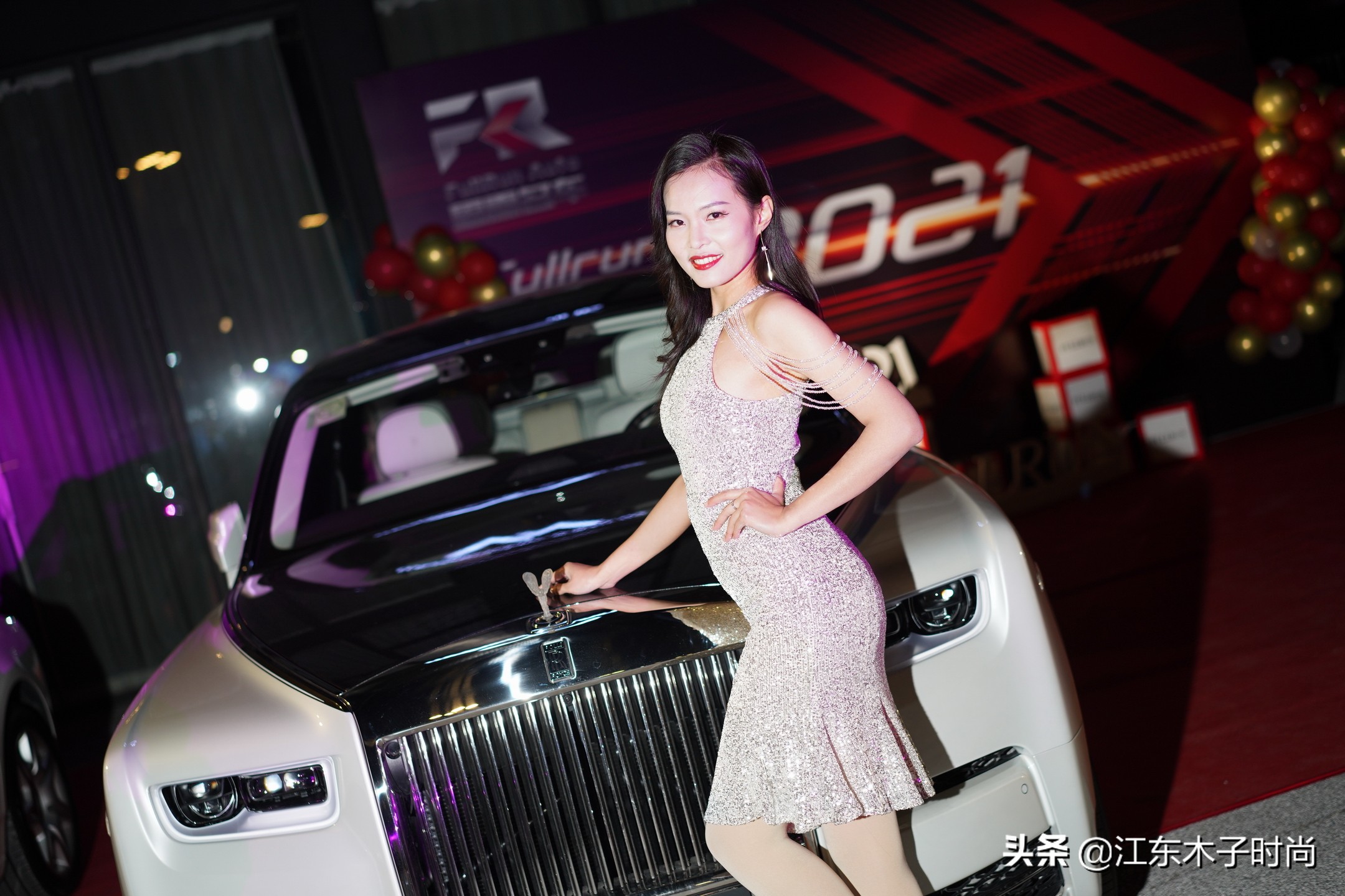 At Taikoo Cang Wharf, Guangzhou, I ran into model Yingqi, who is also a ...