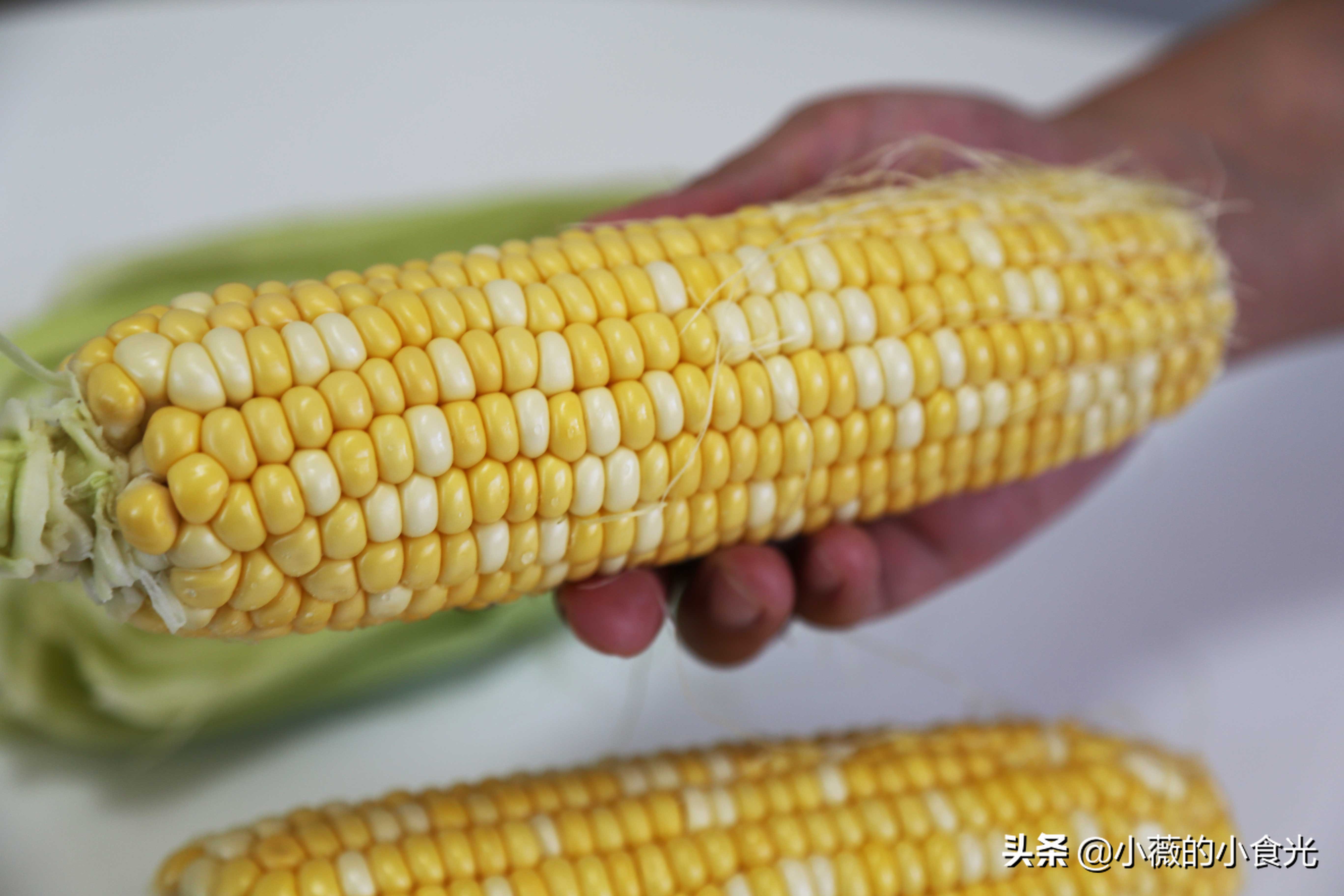 The homemade method of salt and pepper corn is fragrant and delicious ...