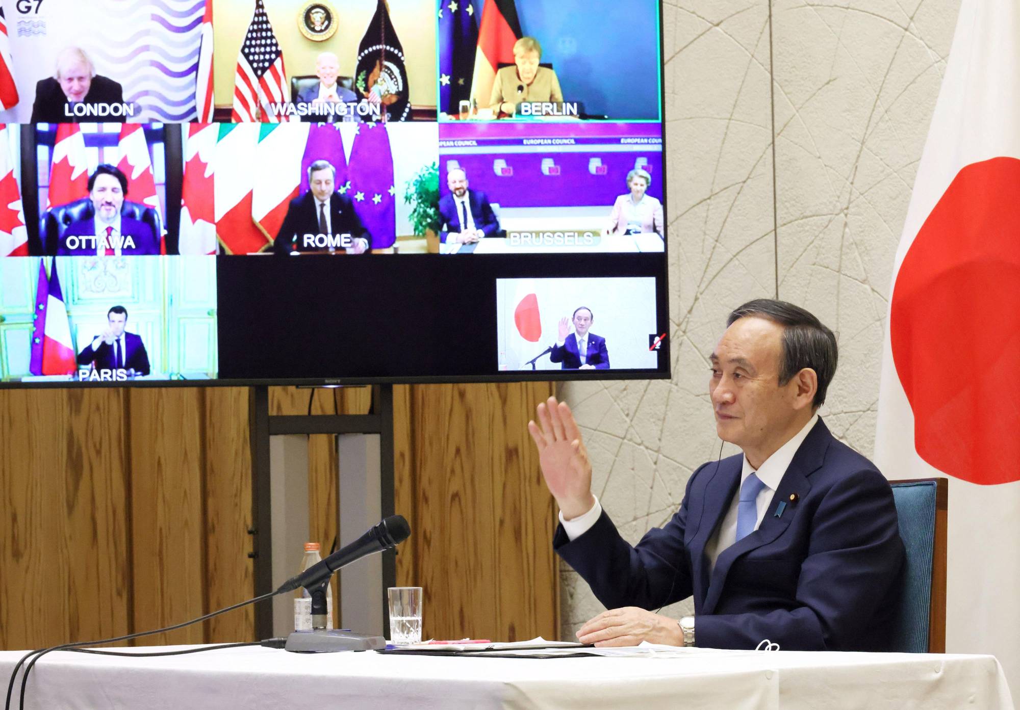 China and the United States clash!Biden hosted a Hongmen banquet at the ...