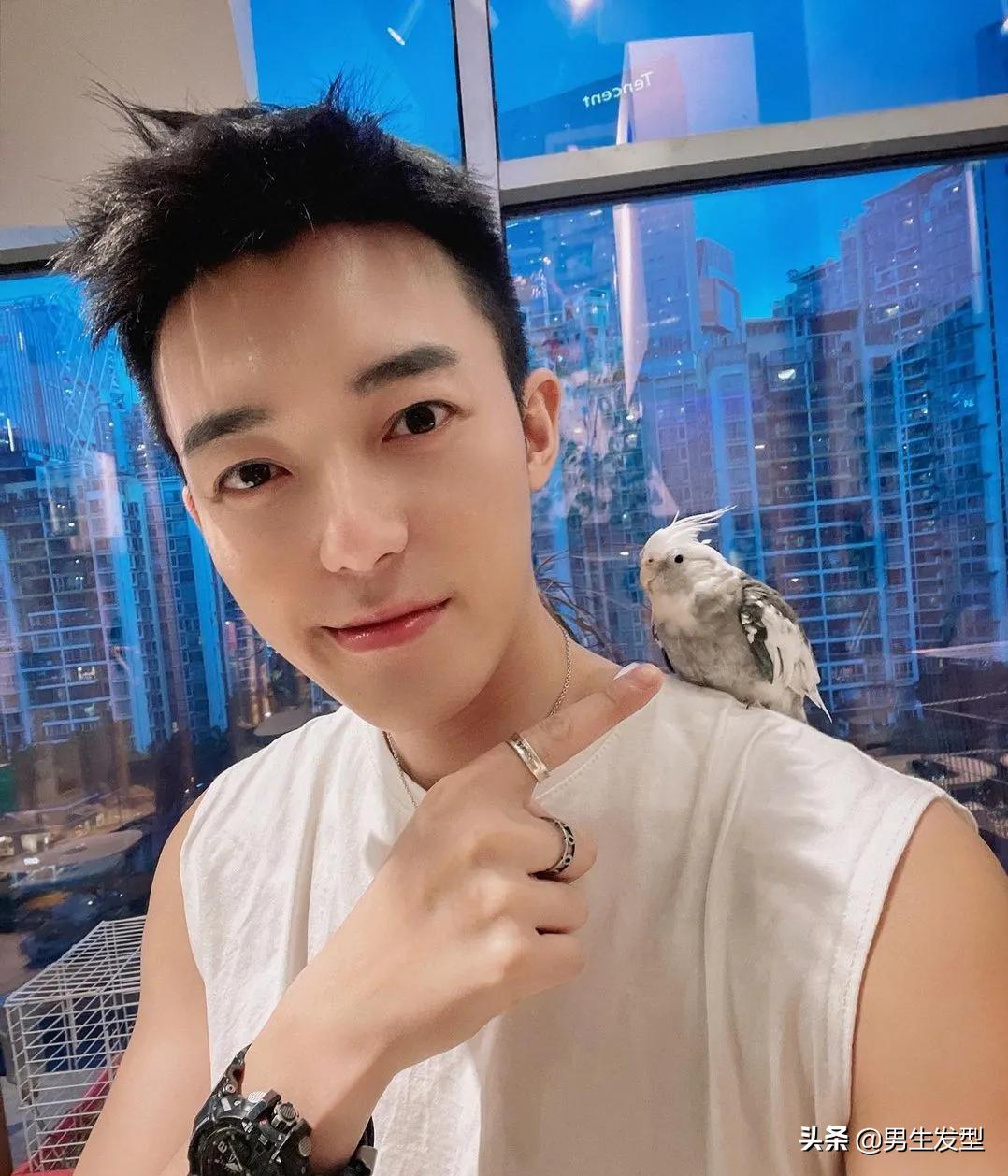 Boys' "little airplane head" hairstyle is so handsome, it's a pity that ...