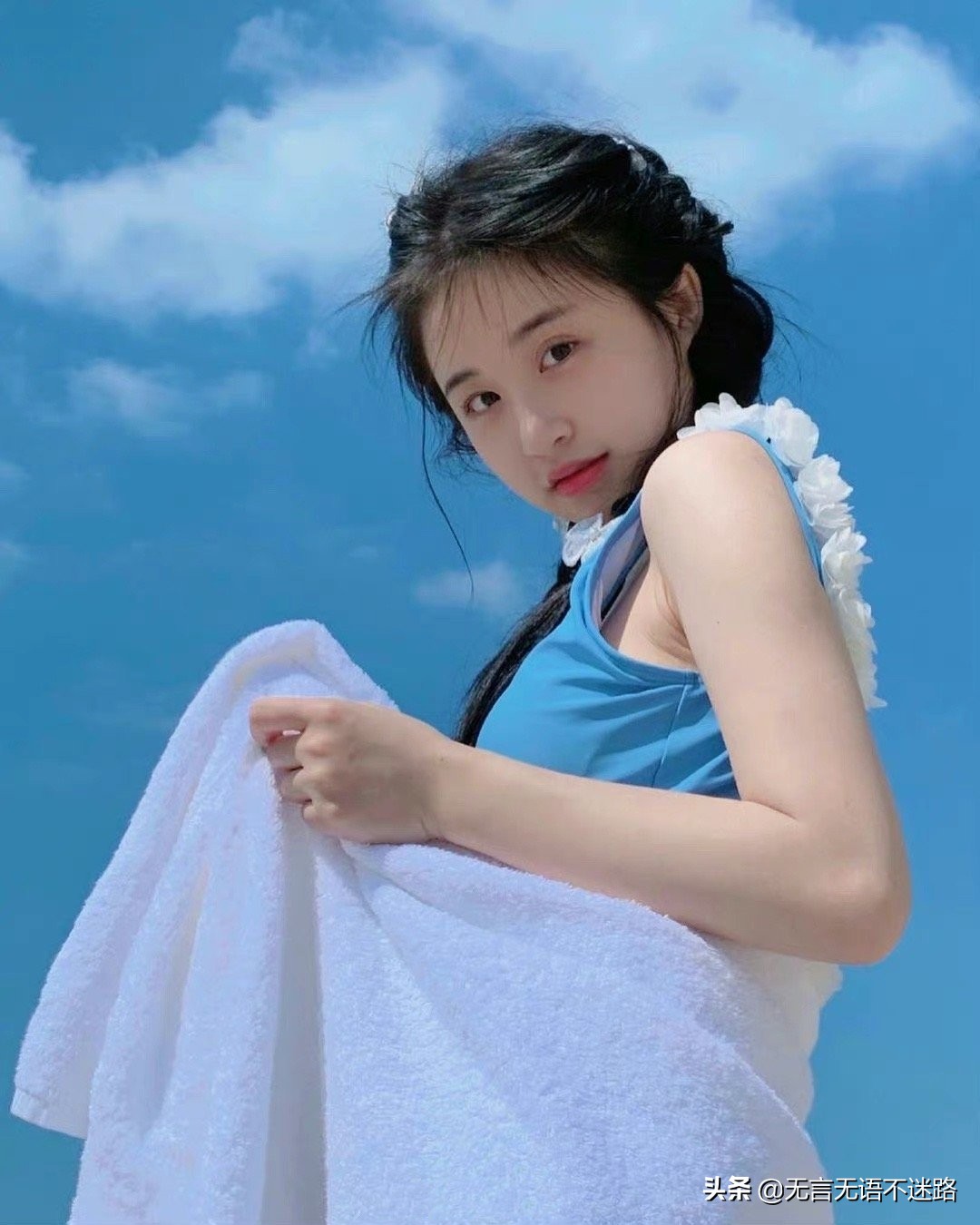 The best goddess Yan Yinan, pure desire wind ceiling - iNEWS