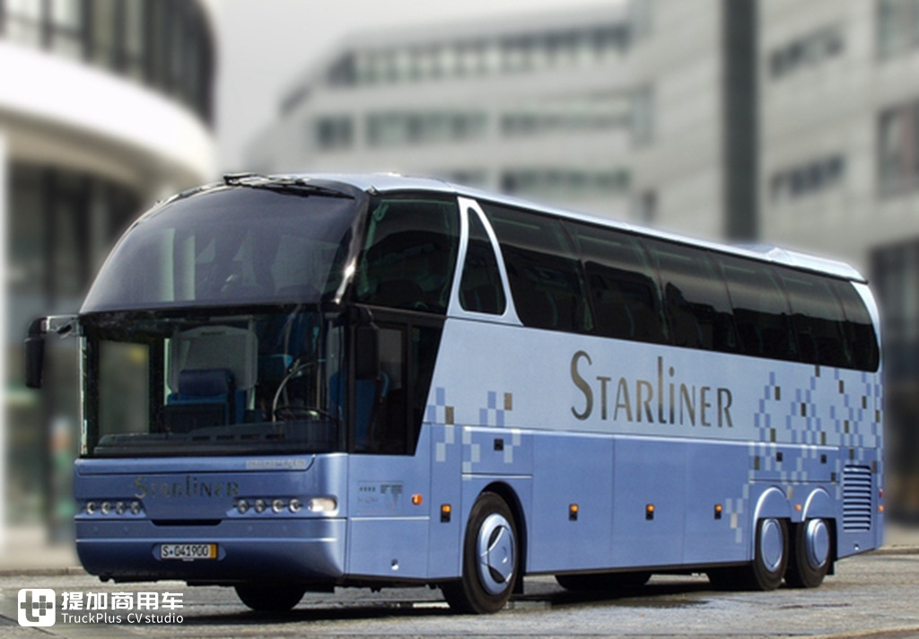 Neoplan Starliner luxury bus, popular for 16 years, is still leading ...