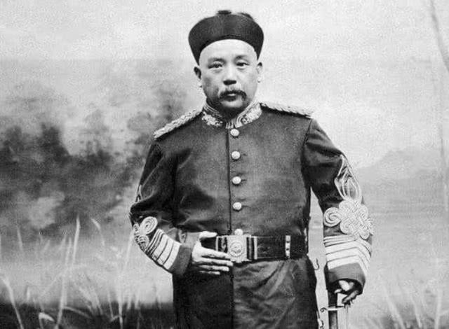 Zou Rong died tragically because Zhang Taiyan was imprisoned in the ...