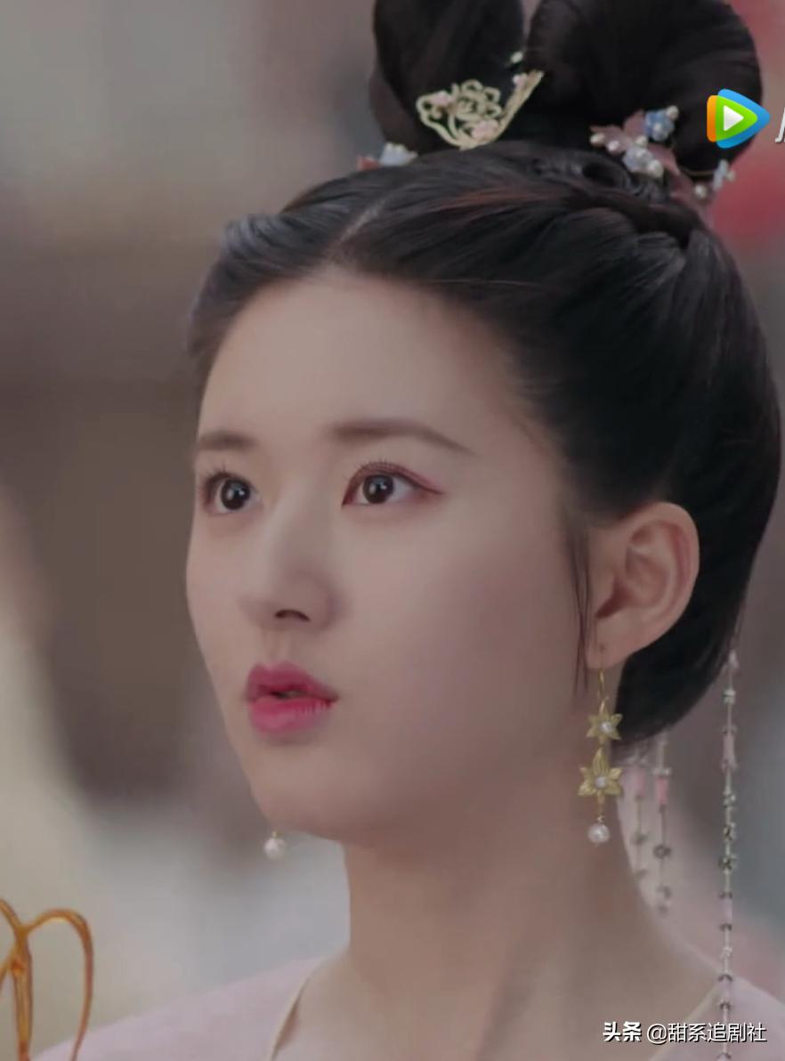 "Long Song Xing": Why is Zhao Lusi's popularity soaring?Li Leyan did ...