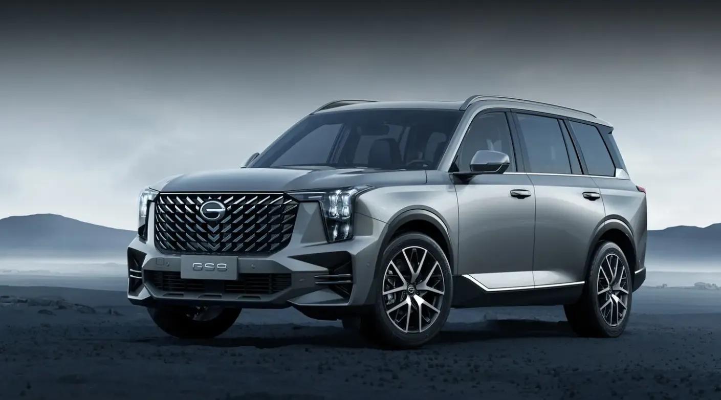 The car is nearly 5 meters long, 2.0T engine + electric four-wheel ...