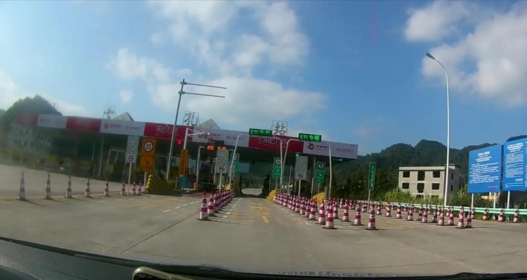The marvelous Hechi Small Three Gorges has the beautiful scenery of ...