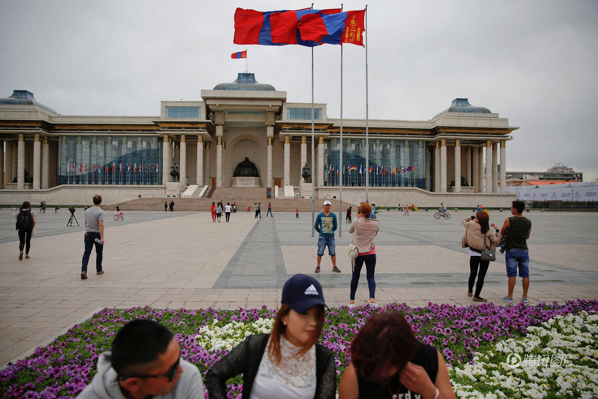 How can Mongolia become rich? - iNEWS