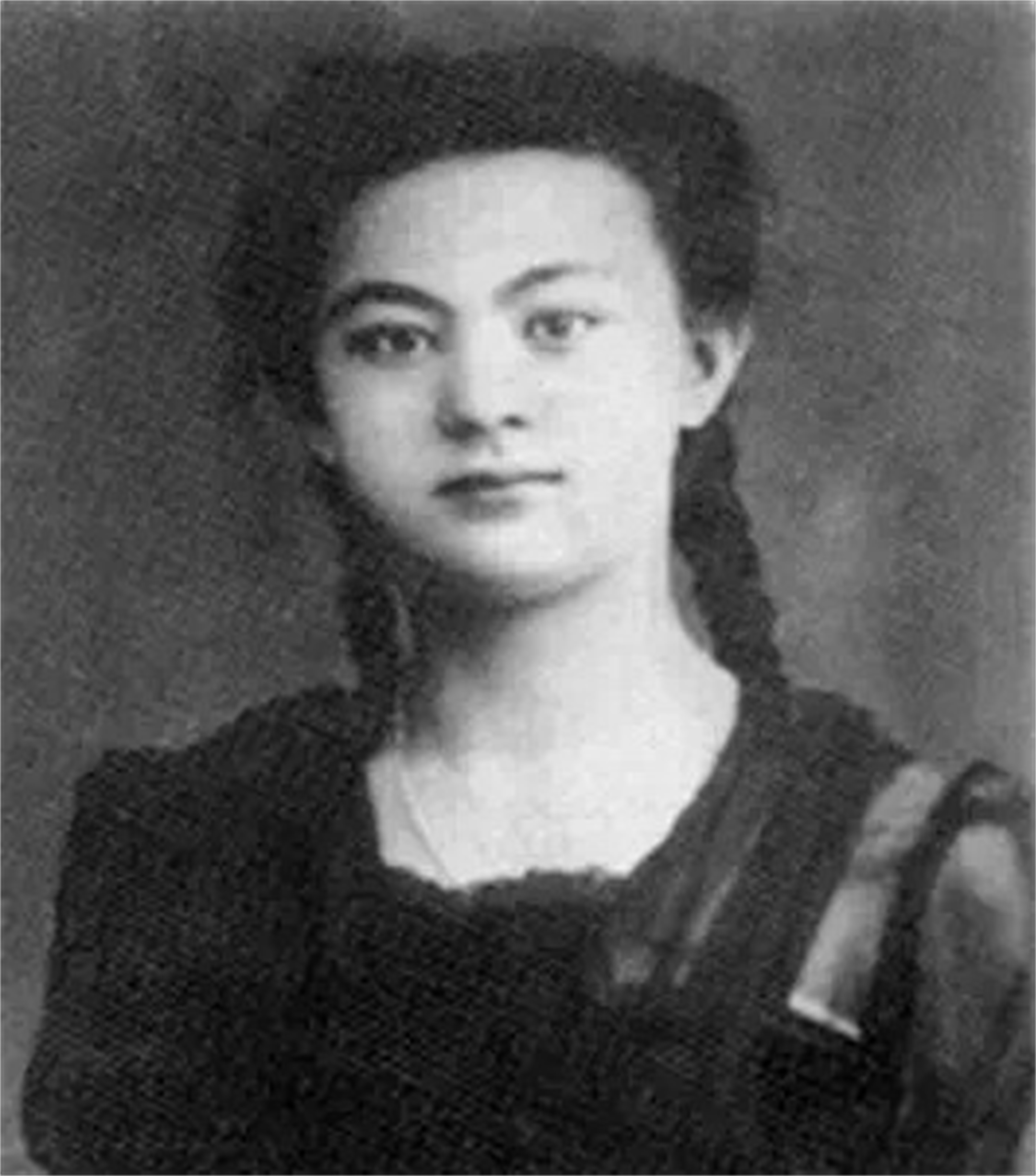 Galiya: Before Japan surrendered, she entered the Japanese fortress ...