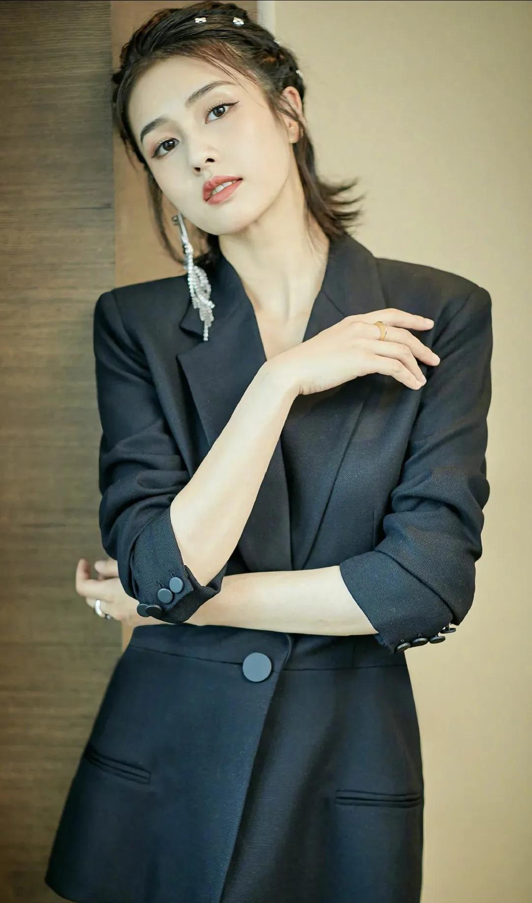 A collection of beautiful photos of Bailu: Do you like her? - iMedia