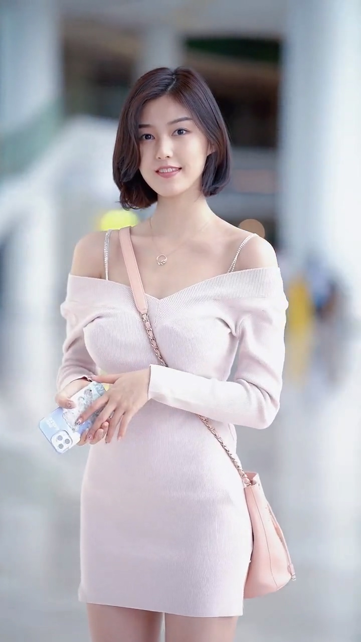 Yu Zi Qian Ying, Hui Zhi Lan Xin - iNEWS