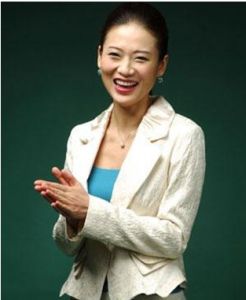 Why did Li Yufei turn gorgeously - iNEWS