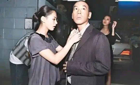 Gillian revealed herself to cover her fig leaf and said with tears why ...