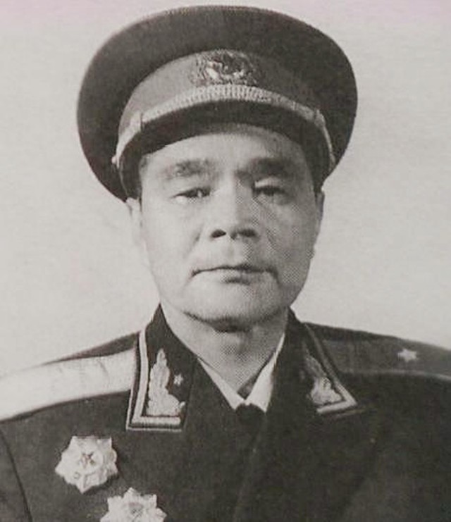 "Major General" or "Commander", who is at a higher level? - iNEWS