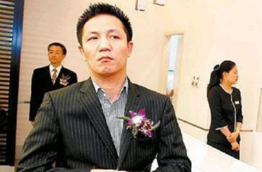 "Luck richest man" Zhou Zhengyi: After 16 years in jail, he not only ...