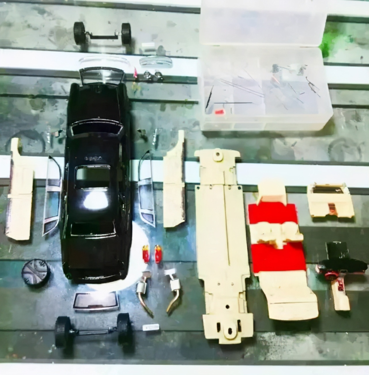 「新一號工程車」誕生記-紅旗CA7600靈車模型DIY鑑賞 - 資訊咖