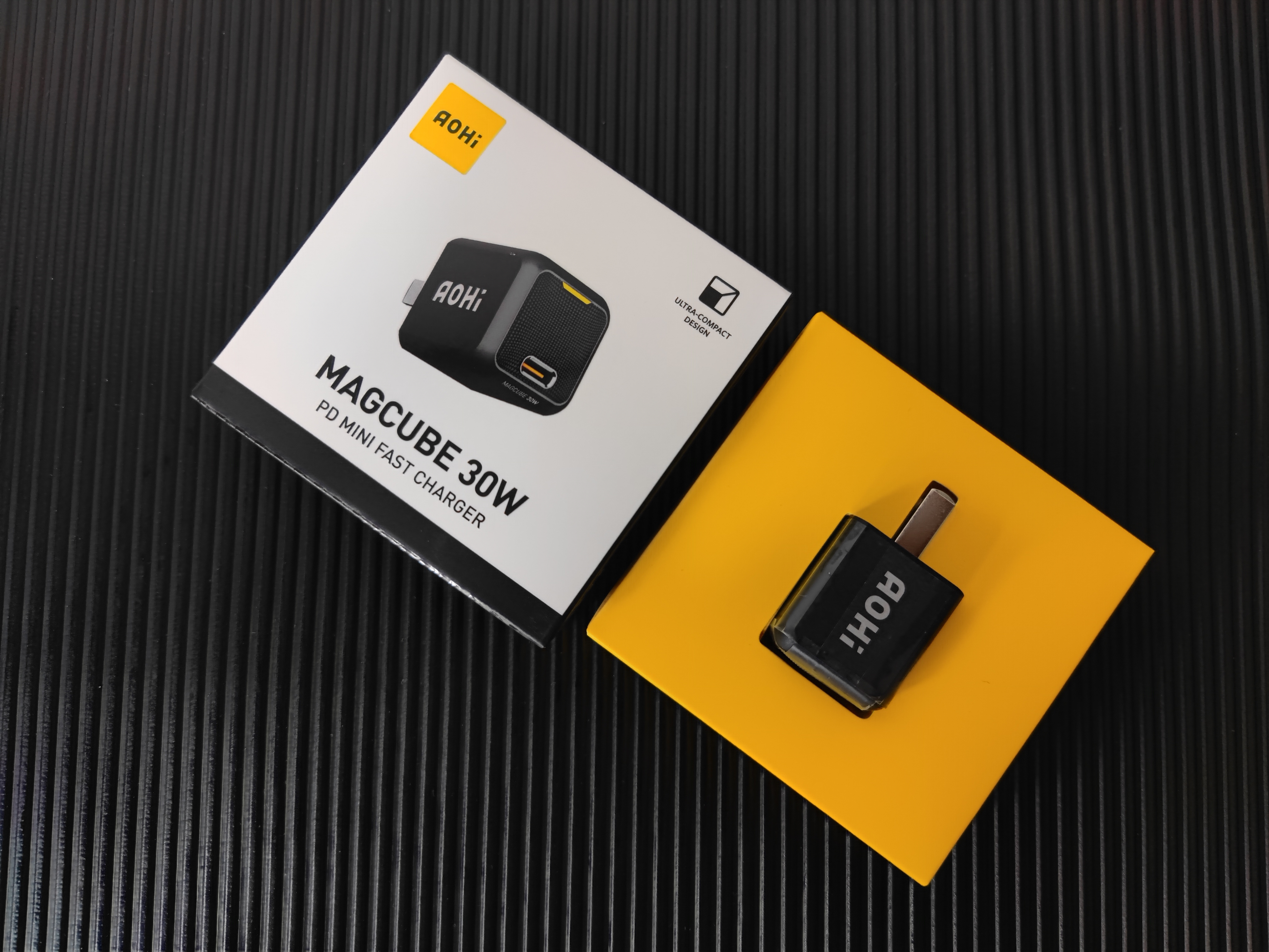 Magcube微型30W大功率充電器：充電頭，帶它一個就夠了 - 資訊咖