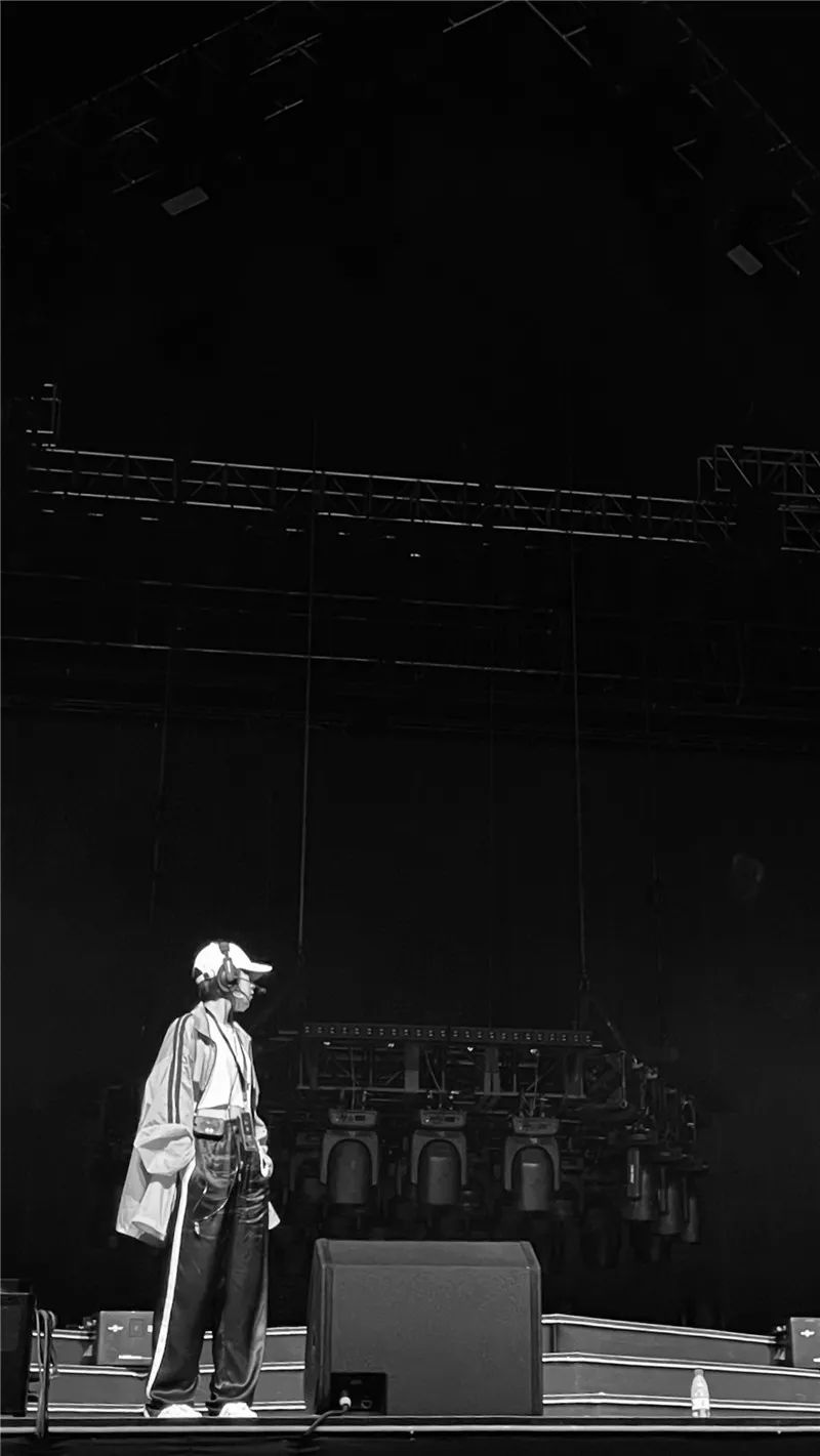 Behind the scenes of the little ghost Wang Linkai's tour: looking for ...