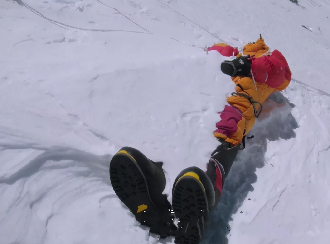 How terrible is Mount Everest? Becoming a "cemetery" for countless ...