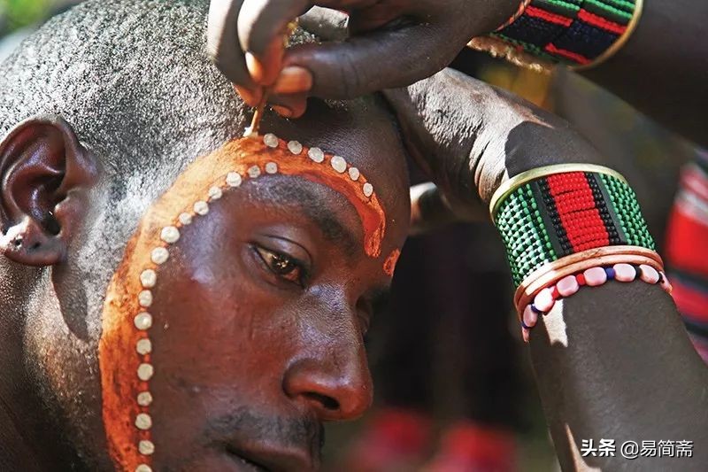 Decryption of "Liao Zhai": Deciphering the natural worship and ancestor ...