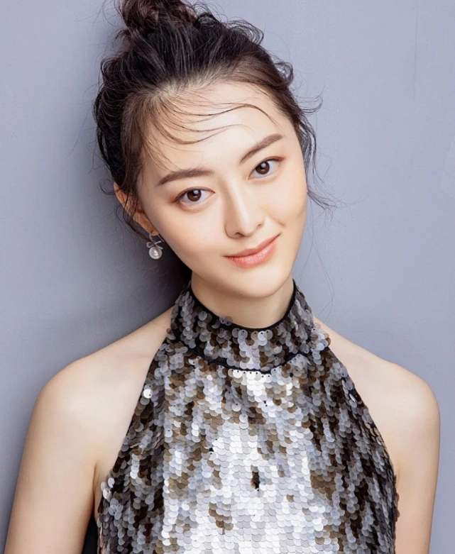 Her father who had hidden for 35 years turned out to be Chen Daoming ...