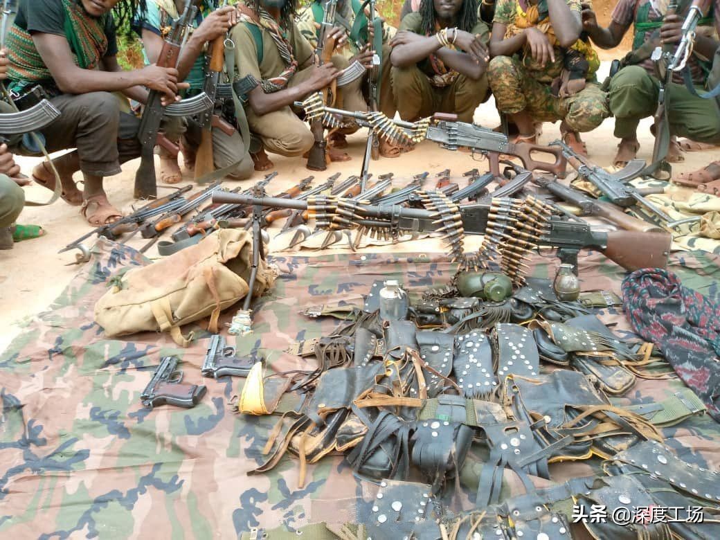 The Ethiopian army was ambushed!Throw away a large number of 56 ...