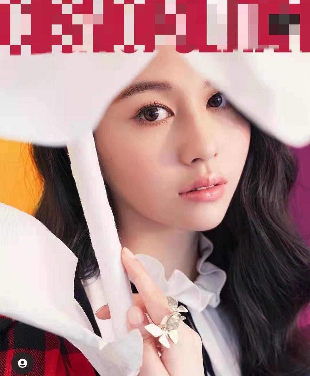 Yau Shuzhen's 20-year-old daughter is in a magazine blockbuster, her ...