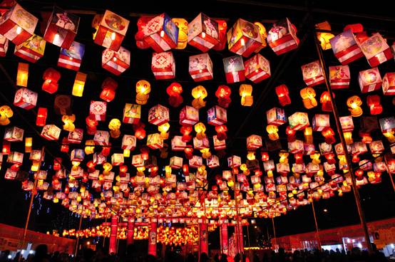 What characteristics should the lantern have? - iMedia
