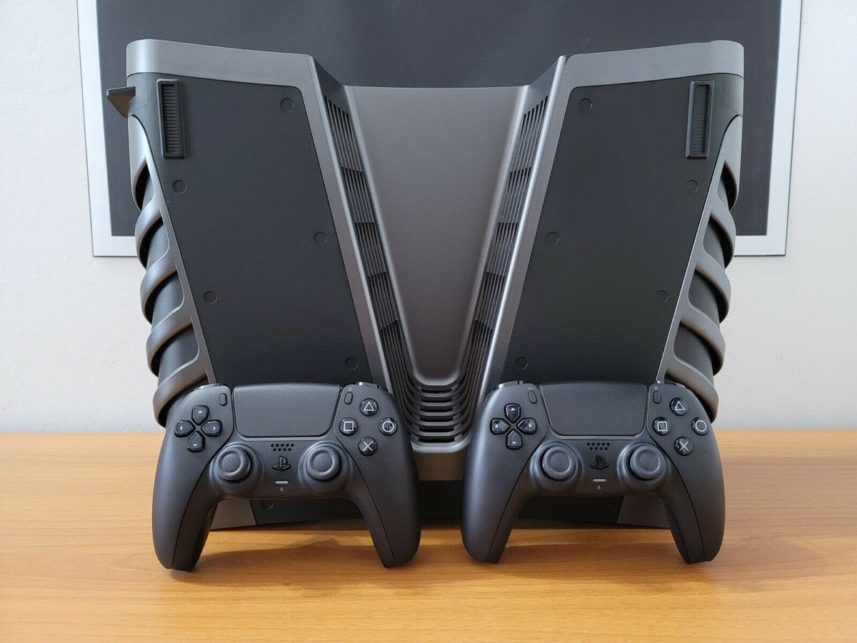 Sony PS5 prototype development machine is on eBay, this shape is really ...