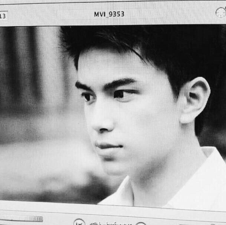 Angelababy's younger brother Yang Fan is going to make his debut?Looks ...