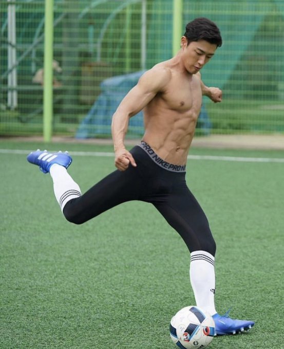 Strong and sturdy handsome football guy - iNEWS