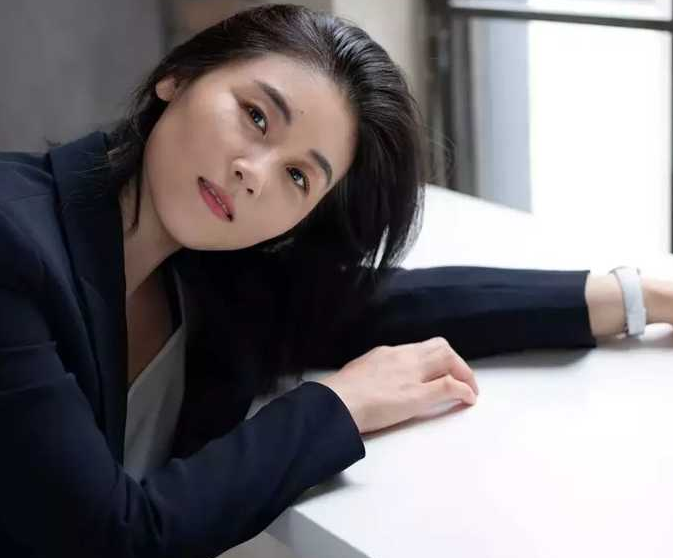 Yan Ning: Beautiful top student at Tsinghua University has become a ...