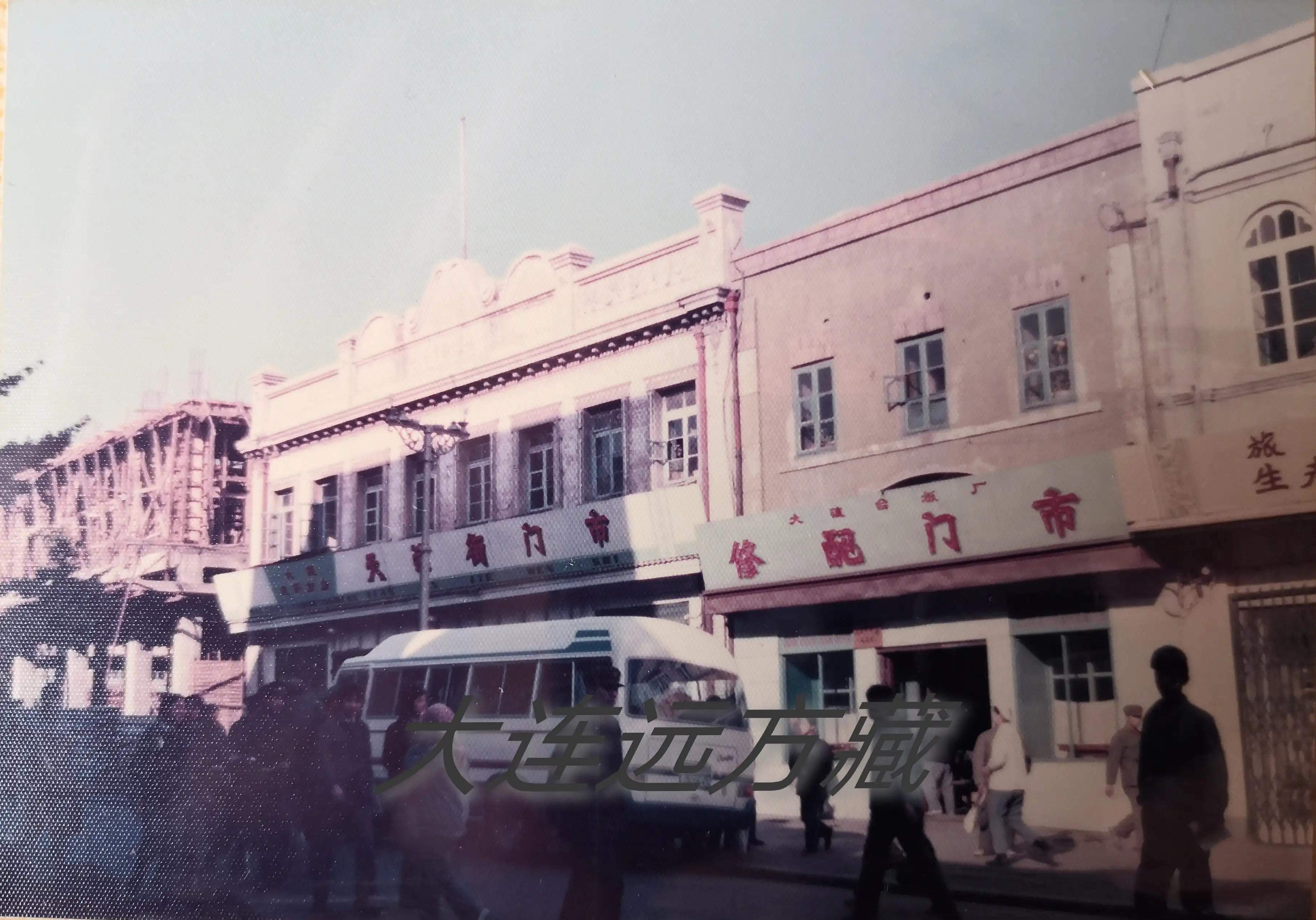 With ten old photos of Dalian in the late 1970s, who can accurately ...