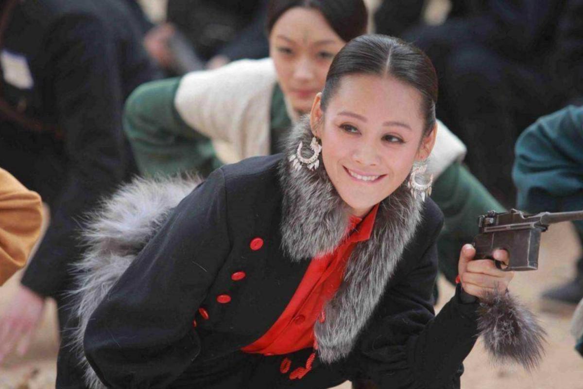 The notorious female bandit leader once condoned her men to insult ...