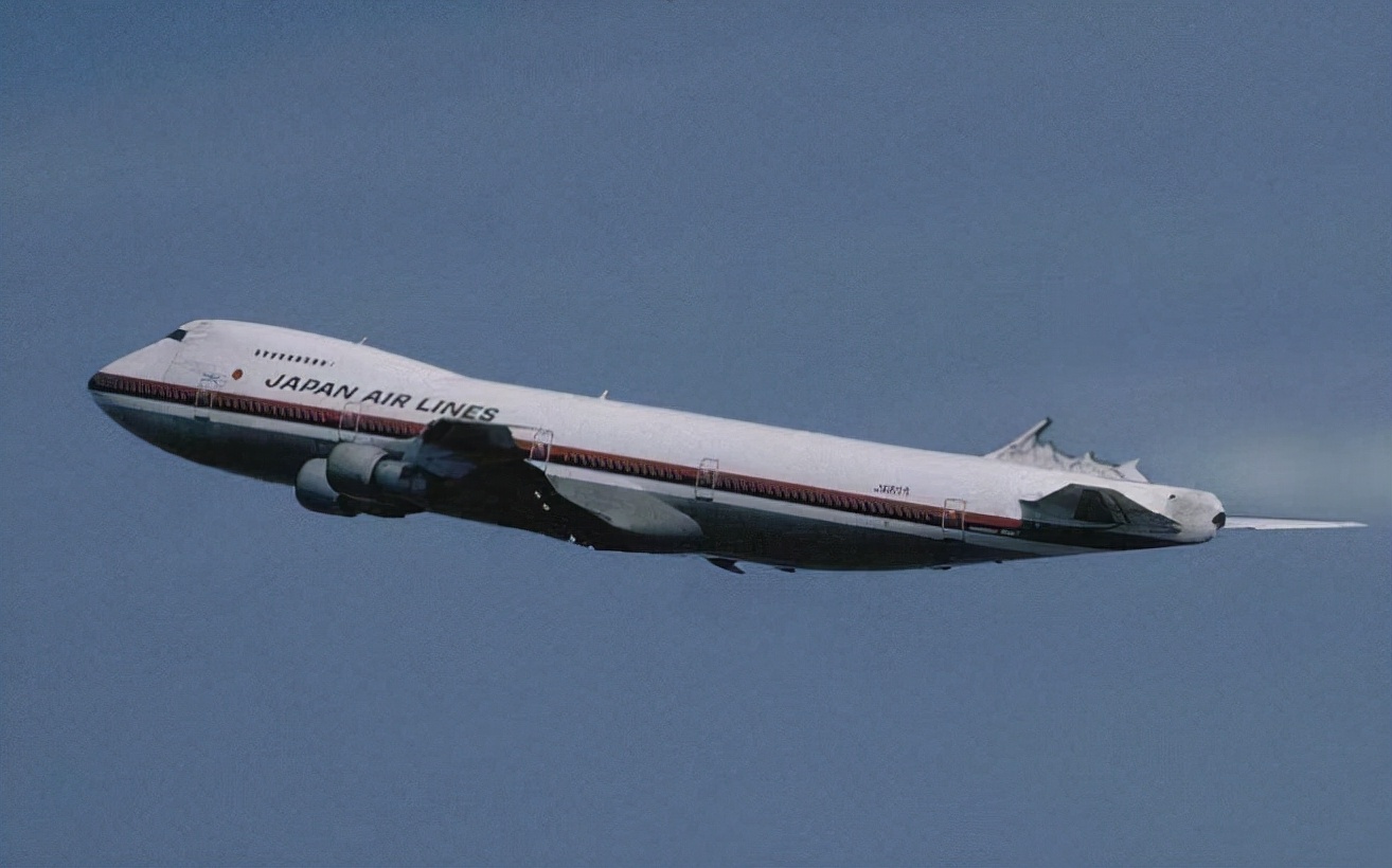 JAL 123 crash: 520 people were killed, just because of the rescue team ...